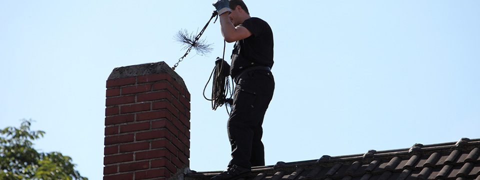 chimney-sweeper - (503) 583-5077 - Willamette Chimney
